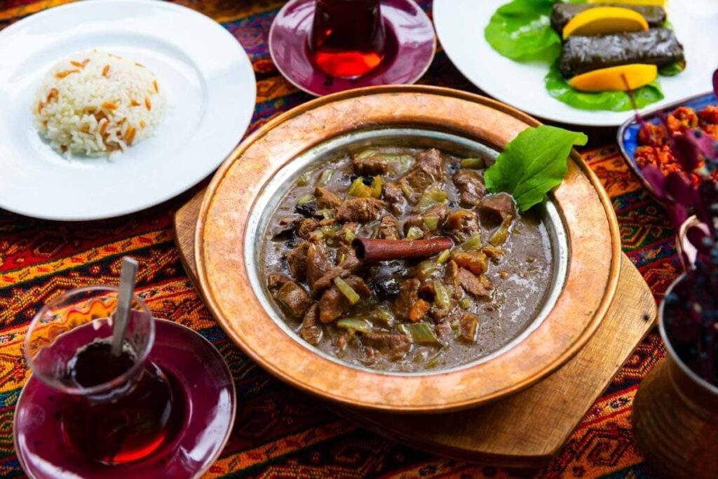 10 Delicious And Unique Ottoman Dishes - Sultanahmet Deraliye ...